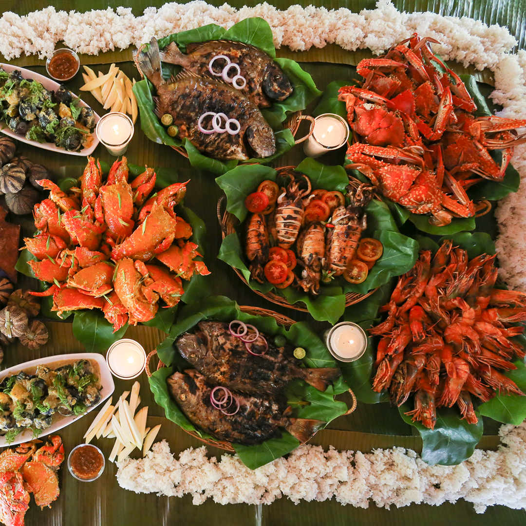 Dining in The Philippines | Filipino Food and Cuisine | Southeast Asia ...