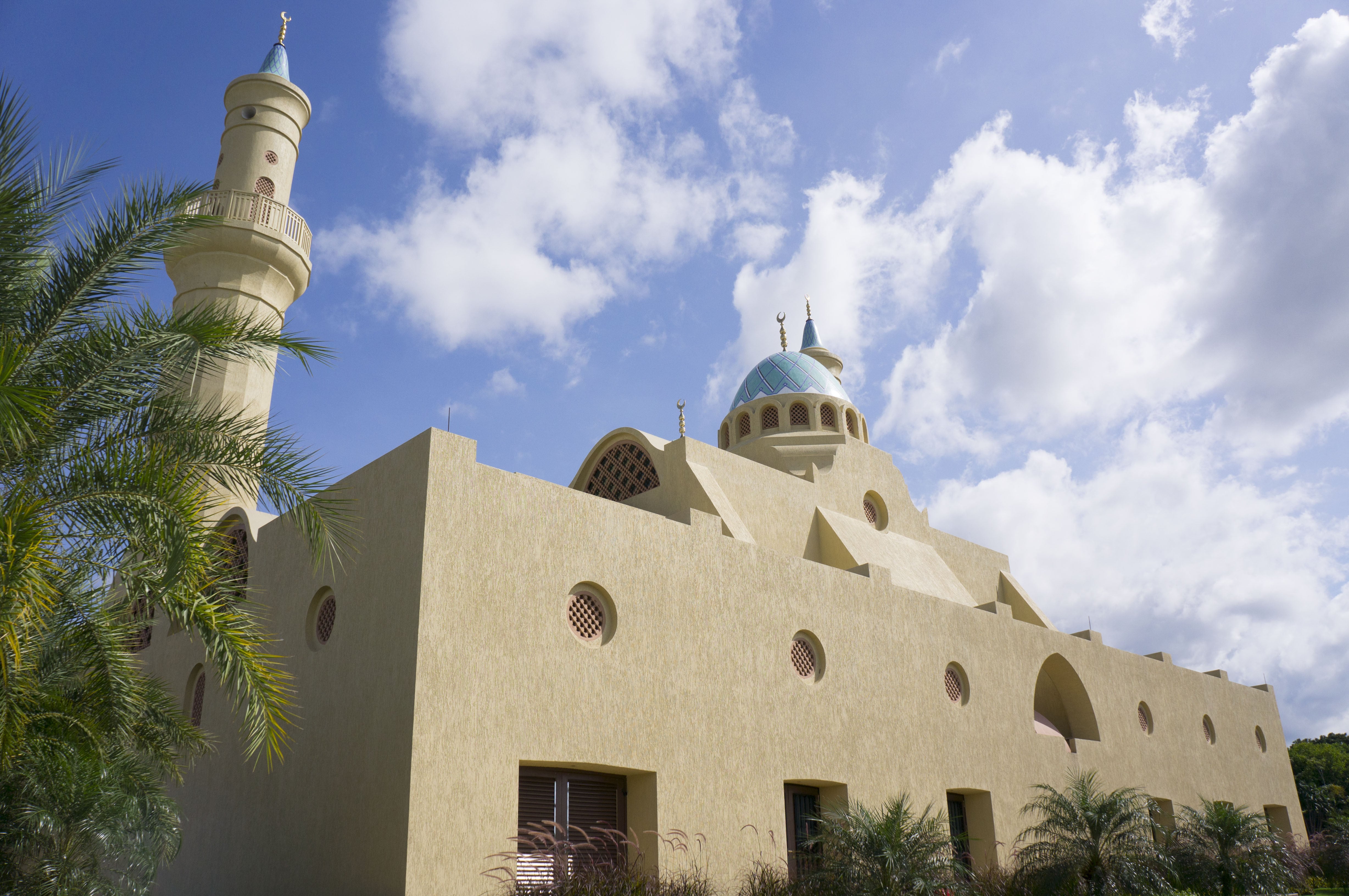 Ash Shaliheen Mosque | Masjid Ash-Shaliheen, Brunei | Southeast Asia Travel