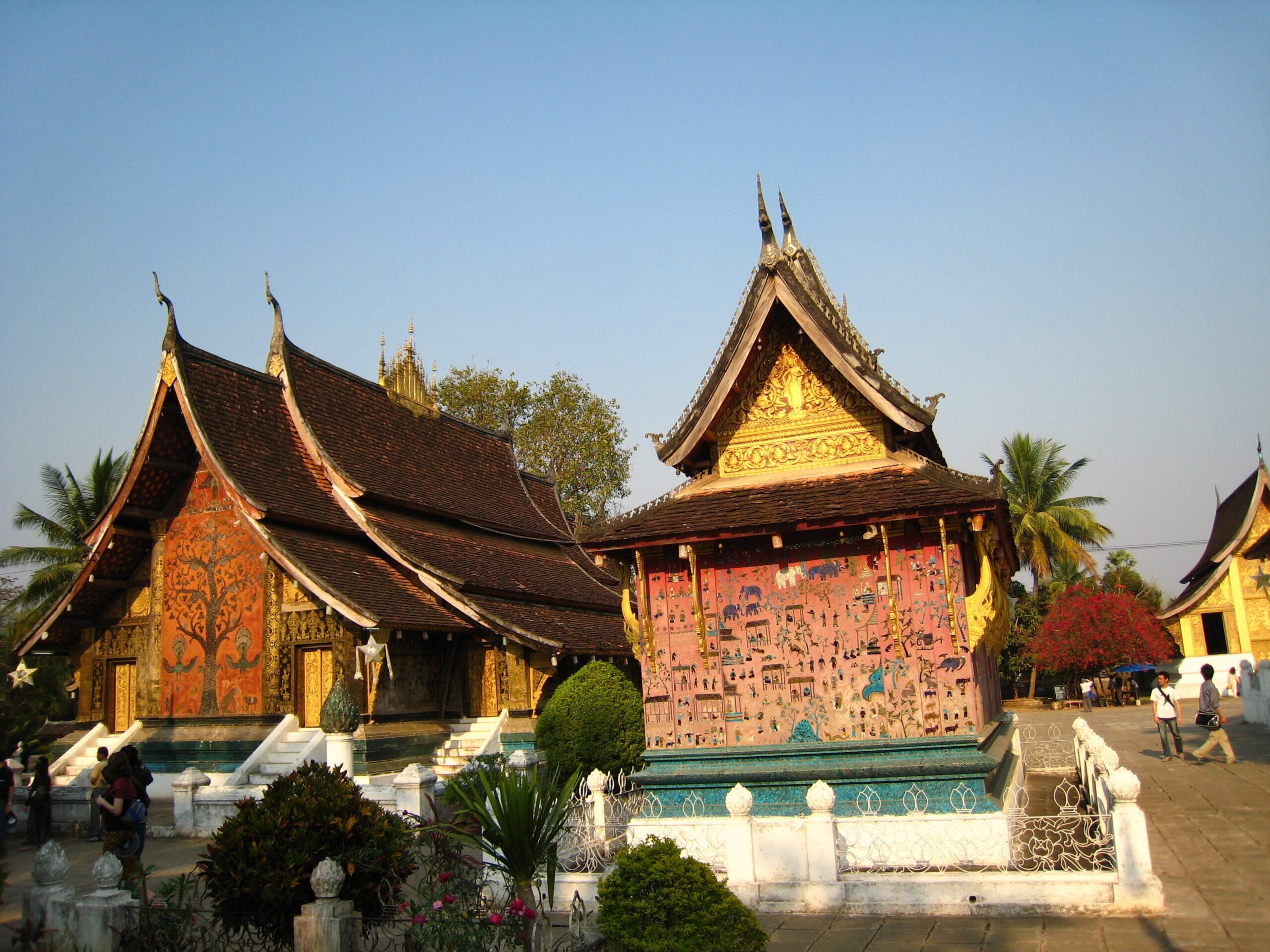 Xiengthong Temple Wat Xieng Thong | Southeast Asia Travel